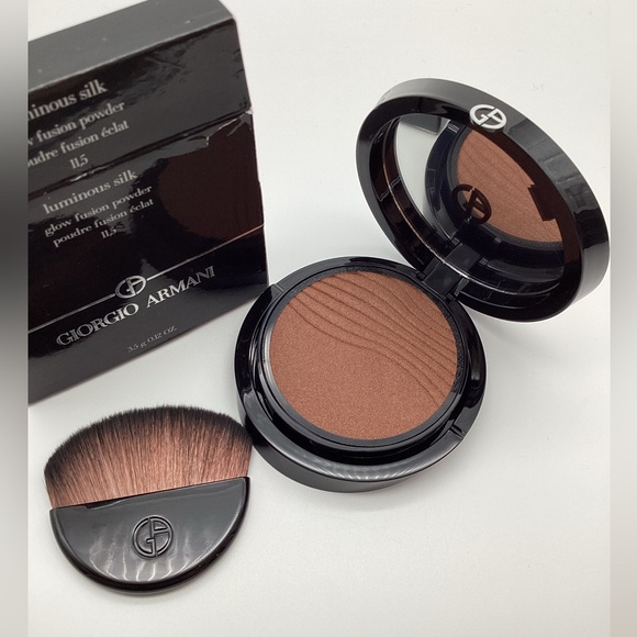 Giorgio Armani | Makeup | Giorgio Armani Luminous Silk Glow Fusion Setting Powder In 15 Brand ...